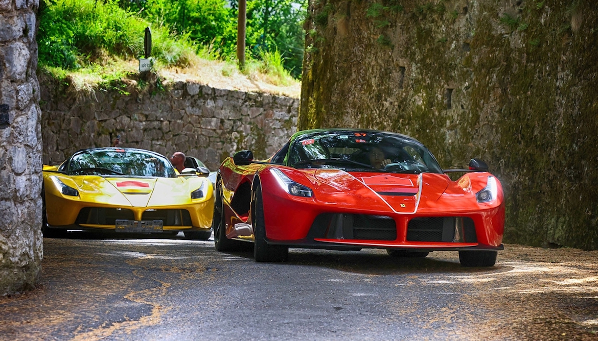 Ferrari Cavalcade en - | www.umbriatourism.it
